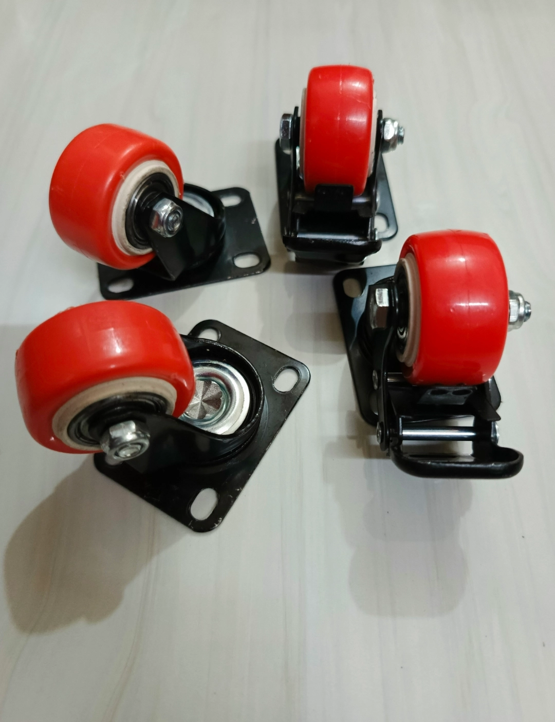 4 Pics Heavy Duty 1.5 Inch Lock Silencer Wheels For Trolley, Furniture ...