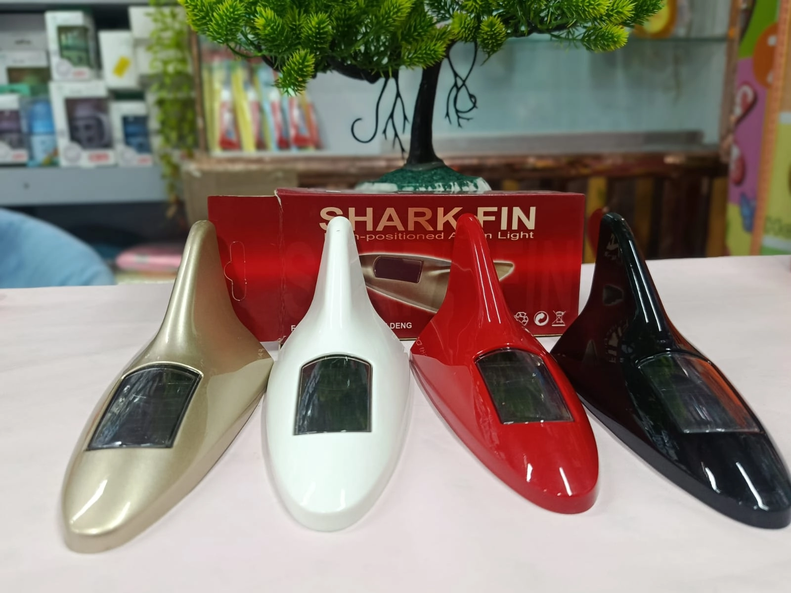 Universal Light Car Shark Fin Car Antenna, General Shark fin Antenna ...