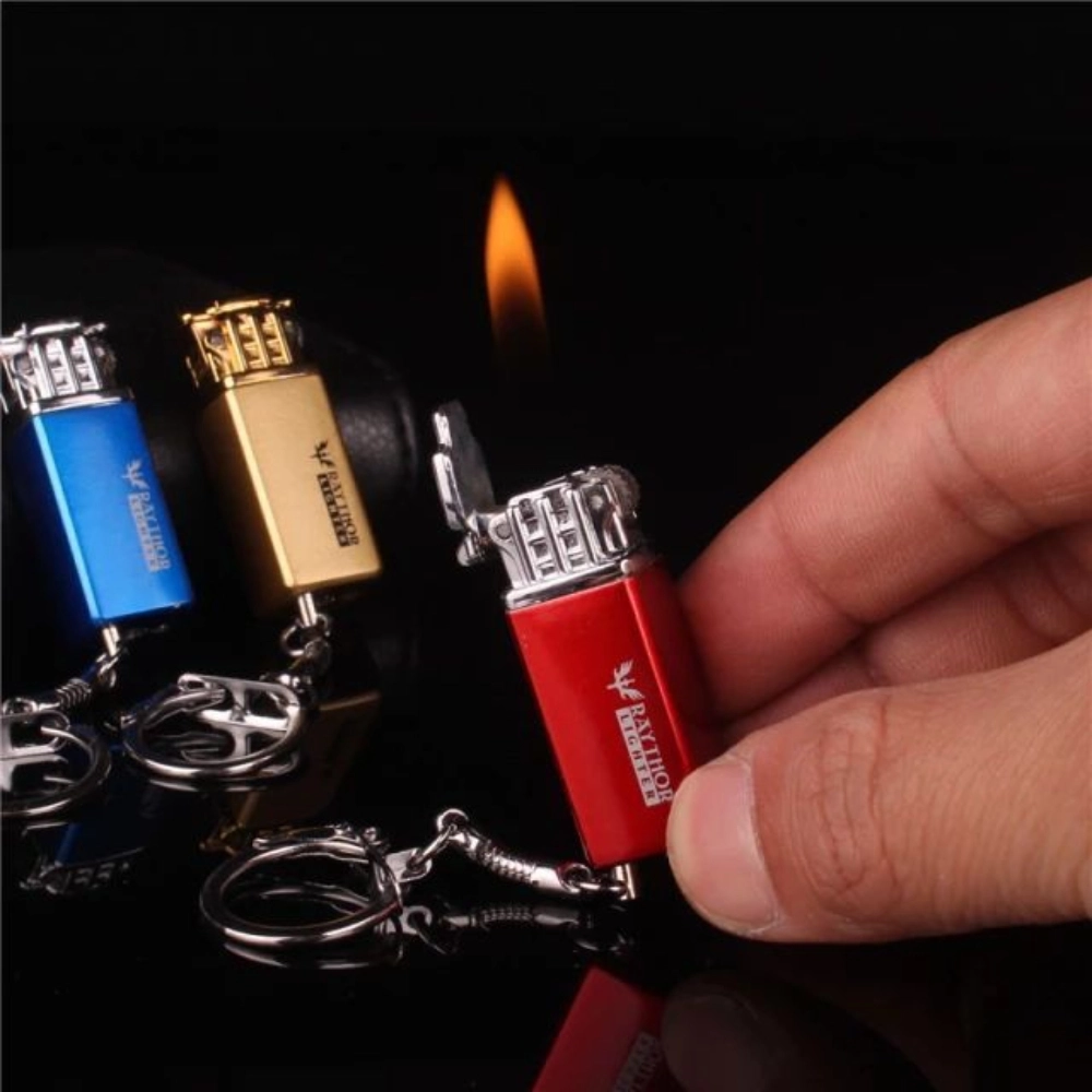 Mini keychain lighter butane gas open flame creative pendant lighter