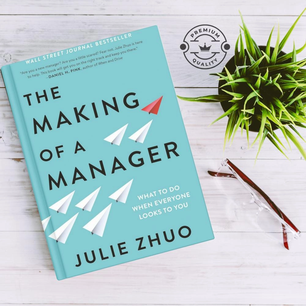 The Making Of A Manager By Julie Zhuo - Paperback