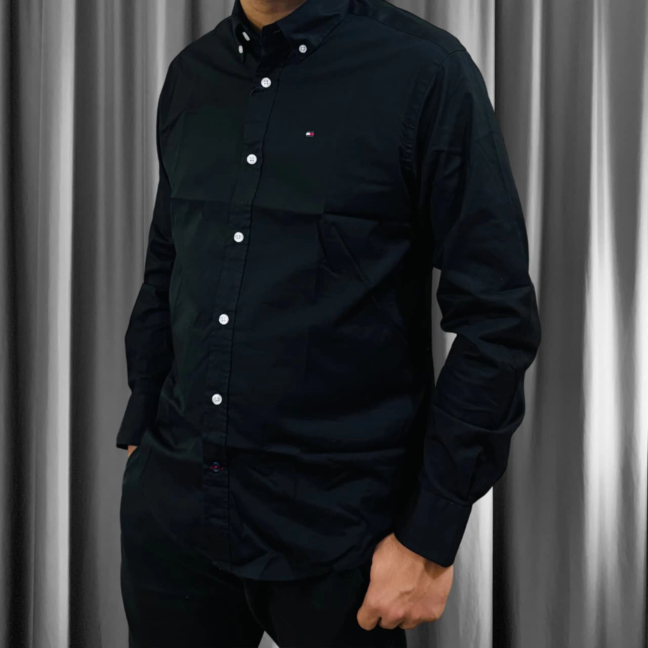 Tommy Hilfiger Men’s Premium Oxford Cotton Shirt – Black & Navy Blue ...