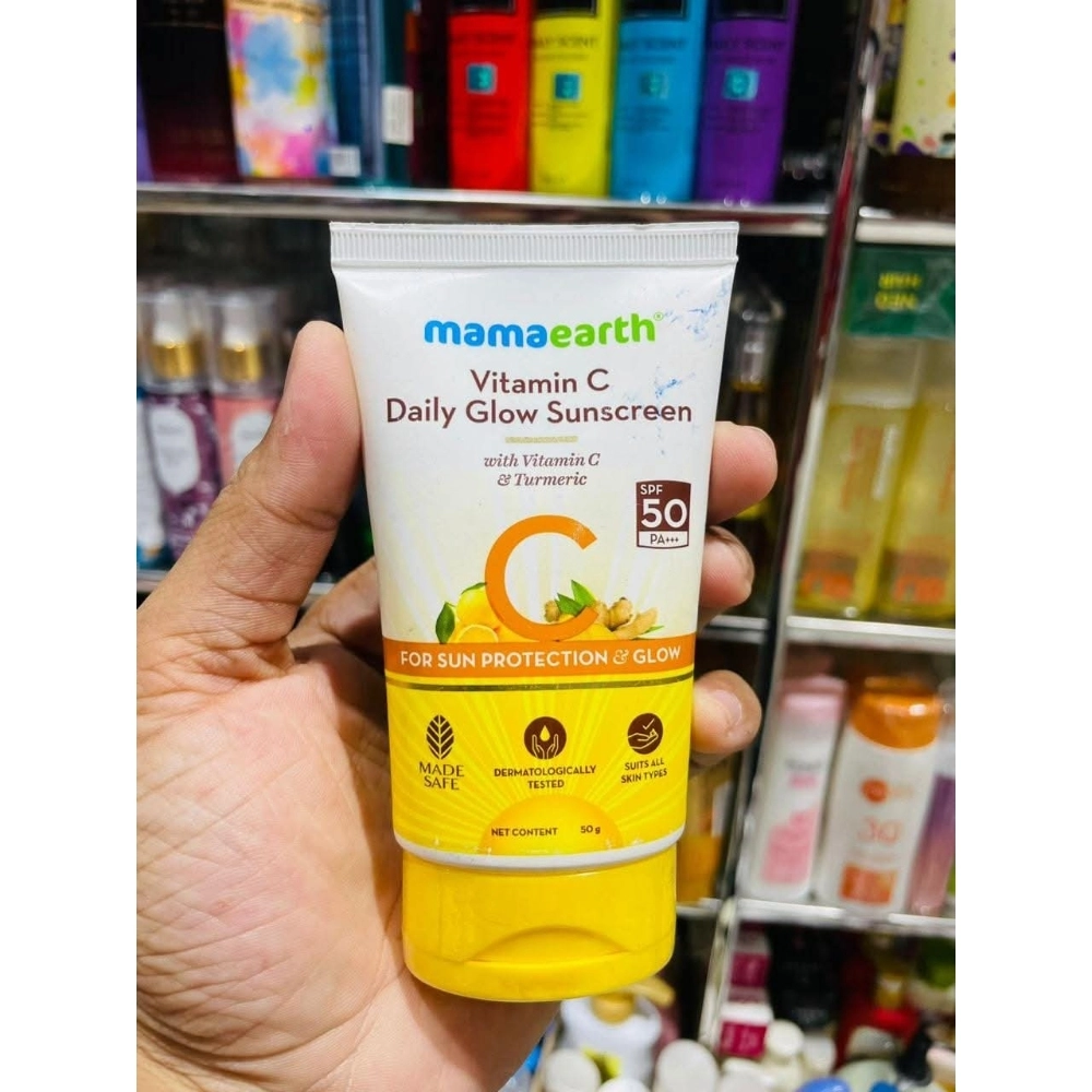 Mamaearth Vitamin C Daily Glow Sunscreen For All Skin Type - 50 g
