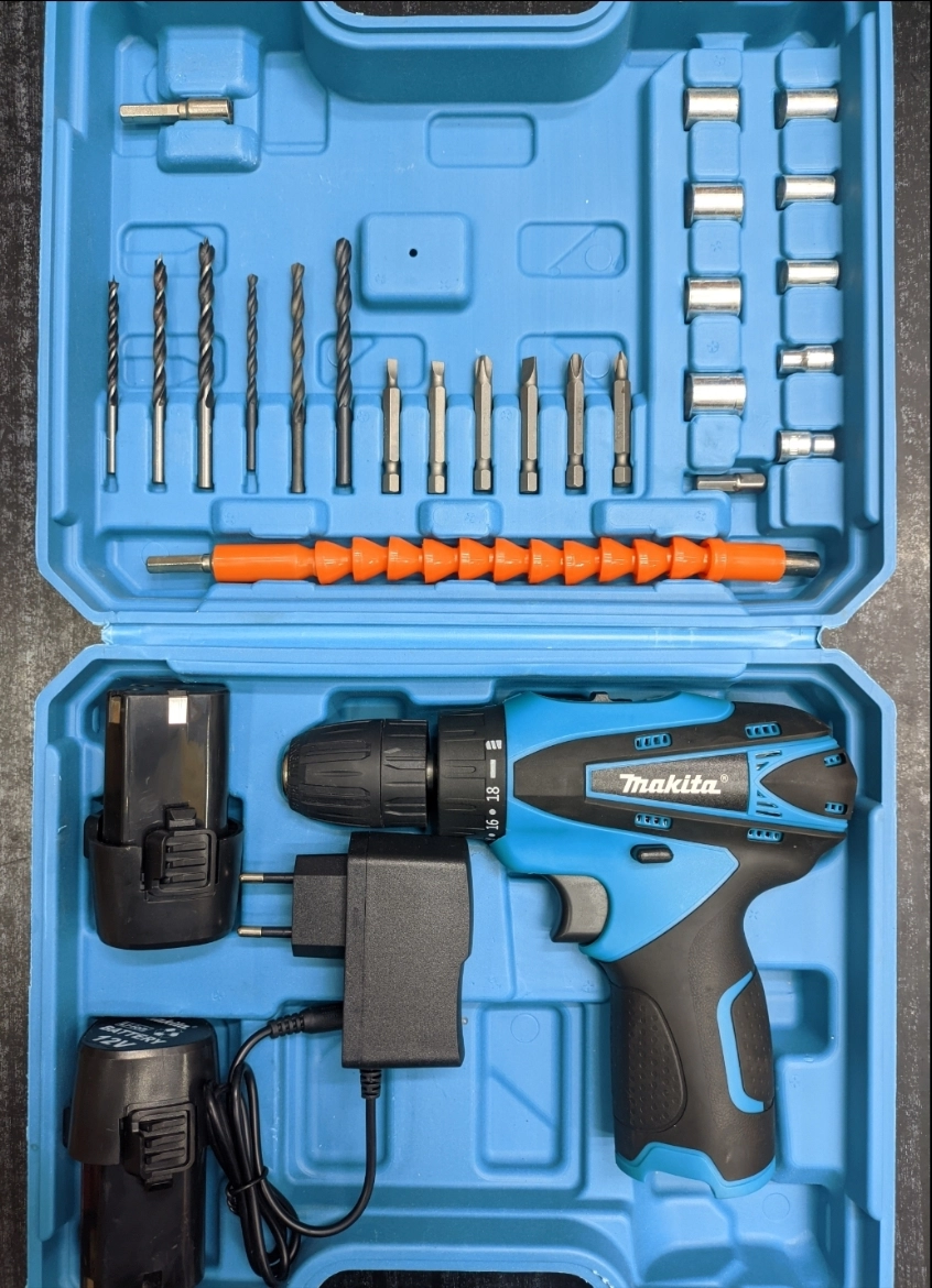 Makita 12 Volt Drillnull