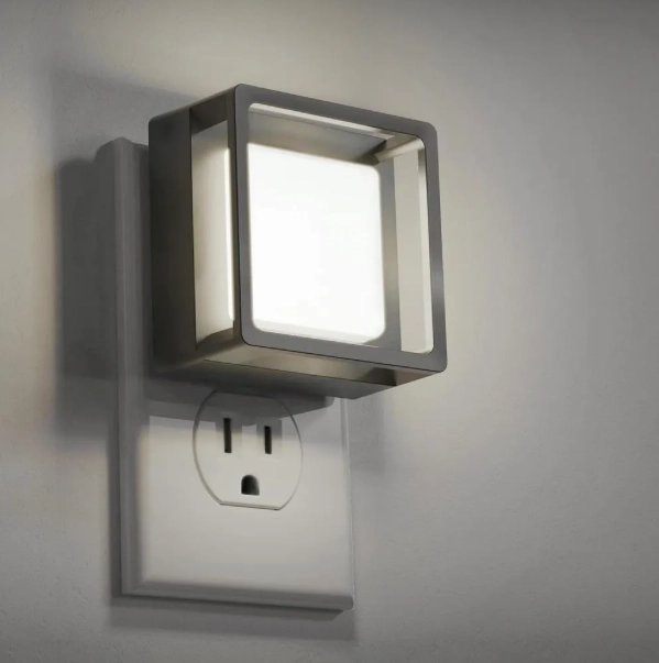 LED Night Light with Dusk to Dawn Sensor
