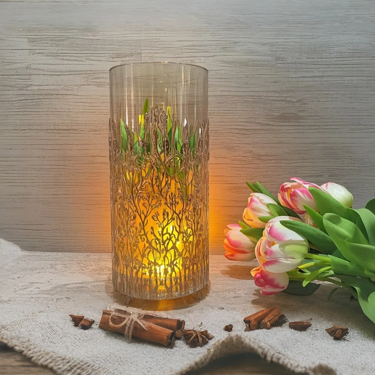 Metal decorative candle holder