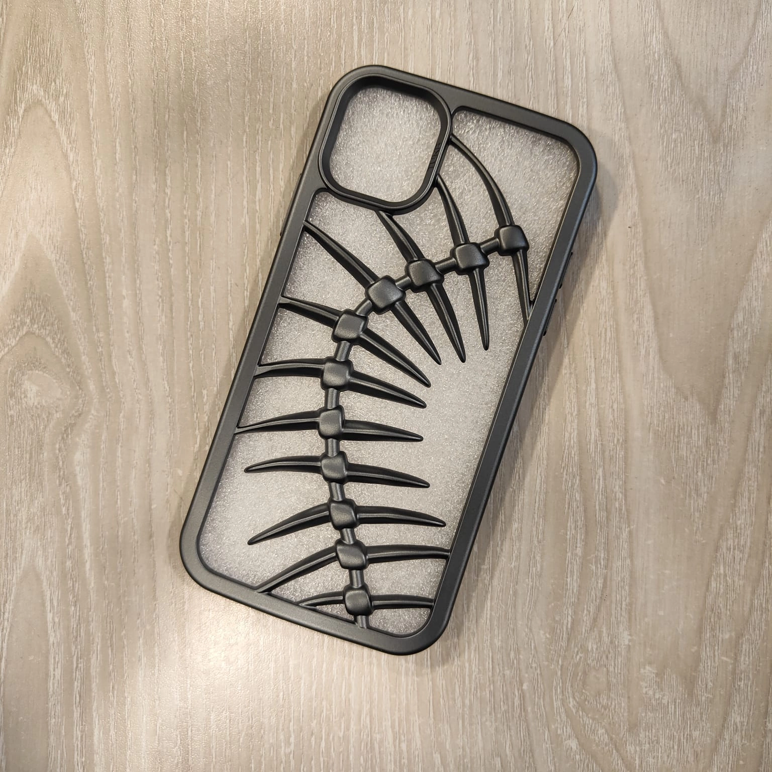 For Apple iPhone 13 New 3D Fish Bone pattern Fashion Hollow Slim ...