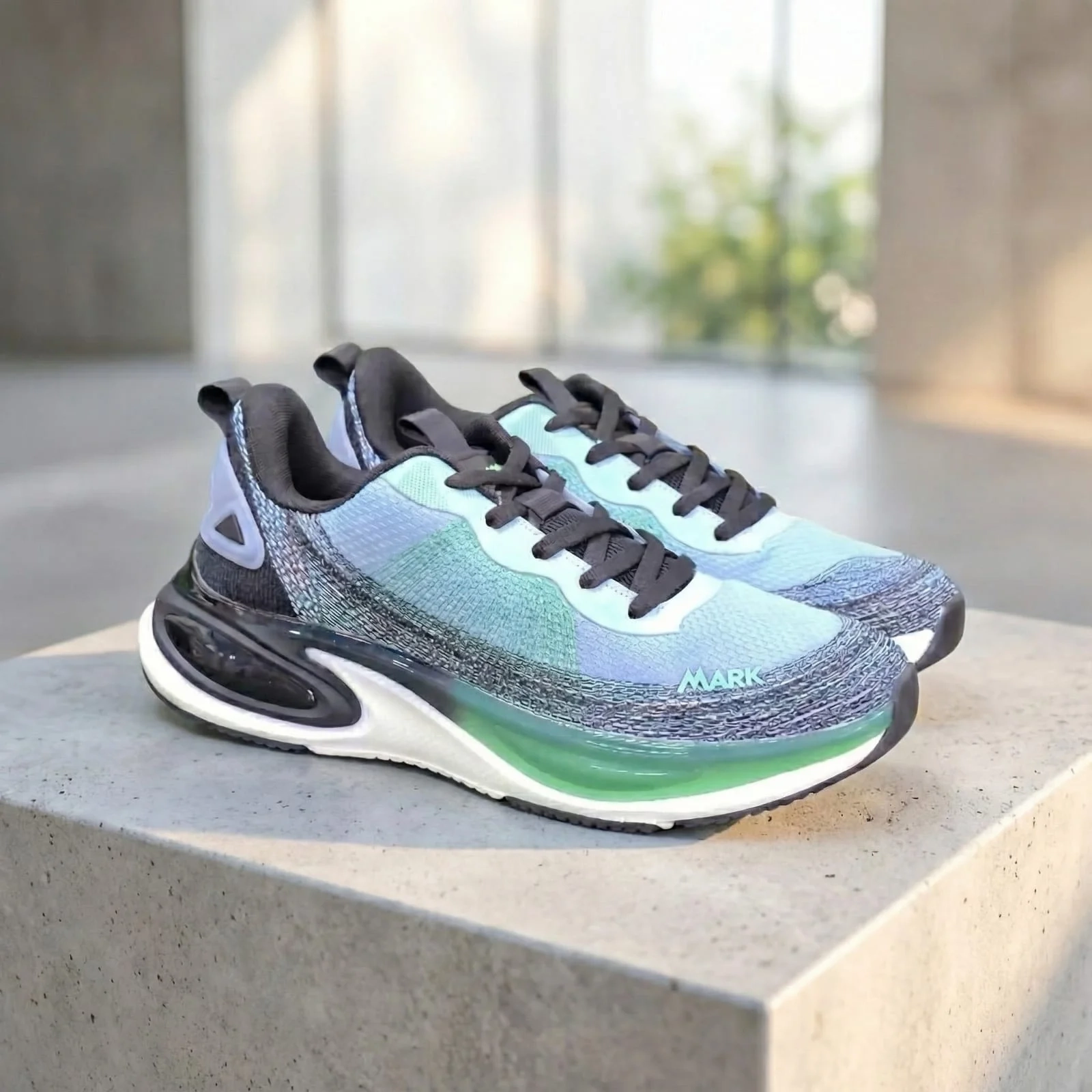 Mark Performance Series – Gradient Blue Sports Sneaker